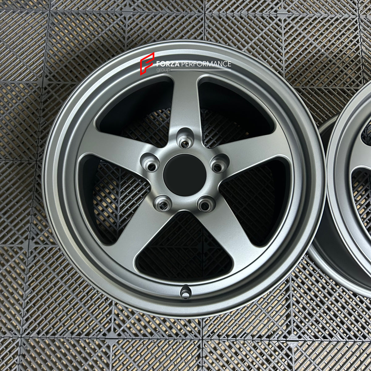 MOMO ETNA M111 STYLE 17 INCH FORGED WHEELS RIMS for PORSCHE 911 964 C4 ...