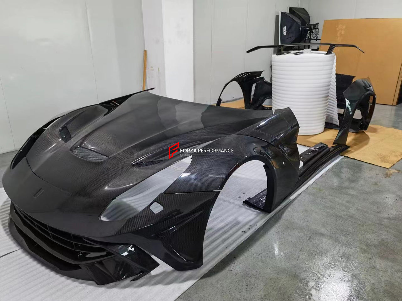 NOVITEC N-LARGO S FORGED CARBON WIDE BODY KIT for FERRARI F12