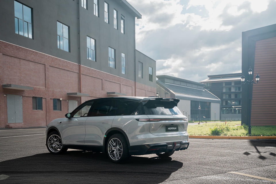 CARBON BODY KIT for NIO ES8 2 2023+