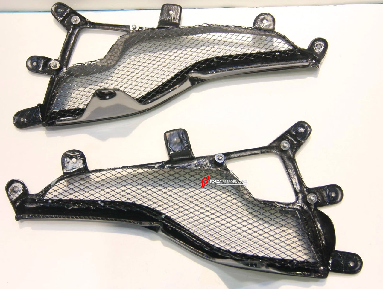 CARBON REAR FOG LIGHT SURROUND COVER for FERRARI 458 ITALIA 2009 - 201