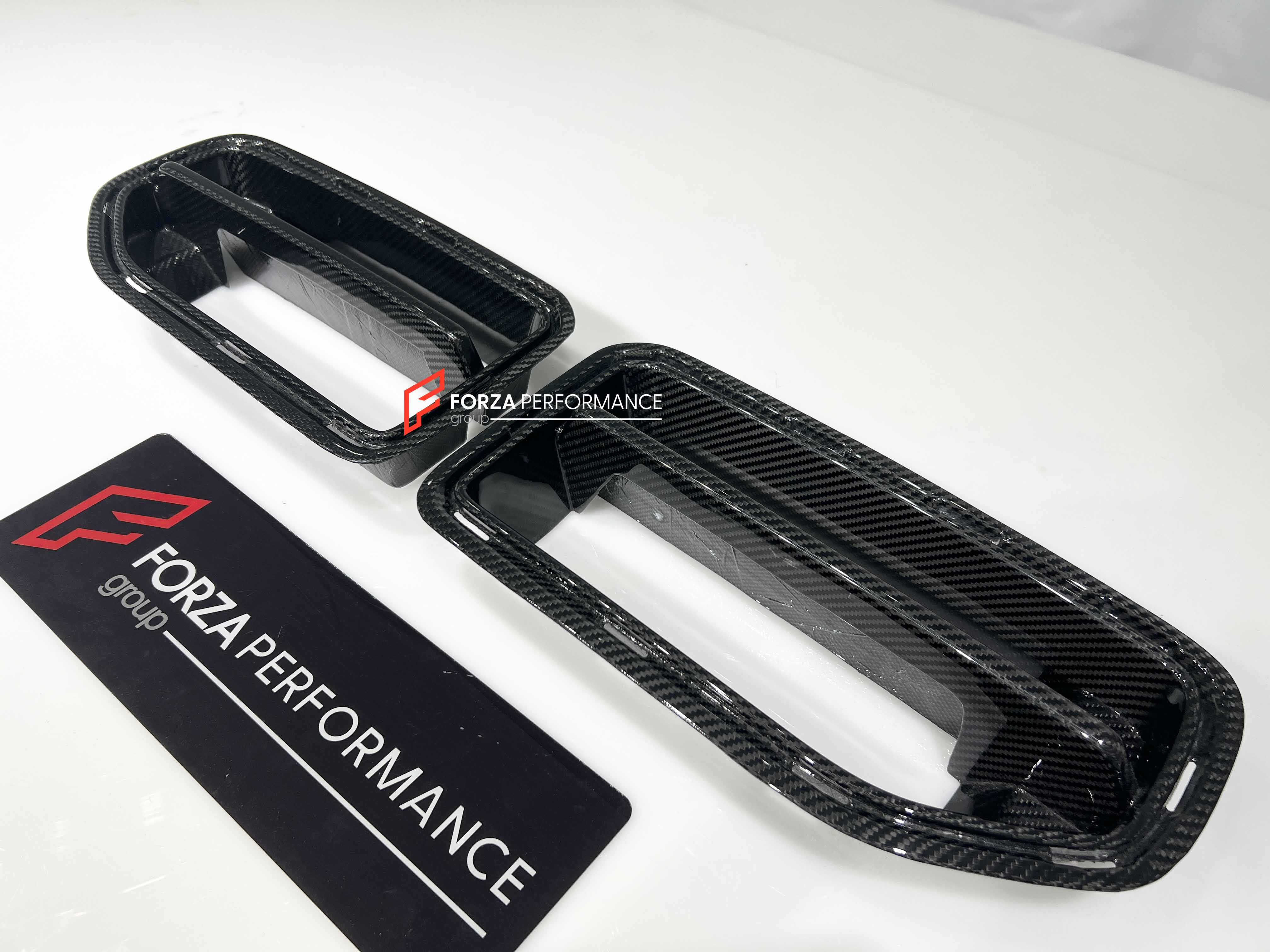 DRY CARBON FRONT GRILLE for BMW M2 G87 2023 - 2024