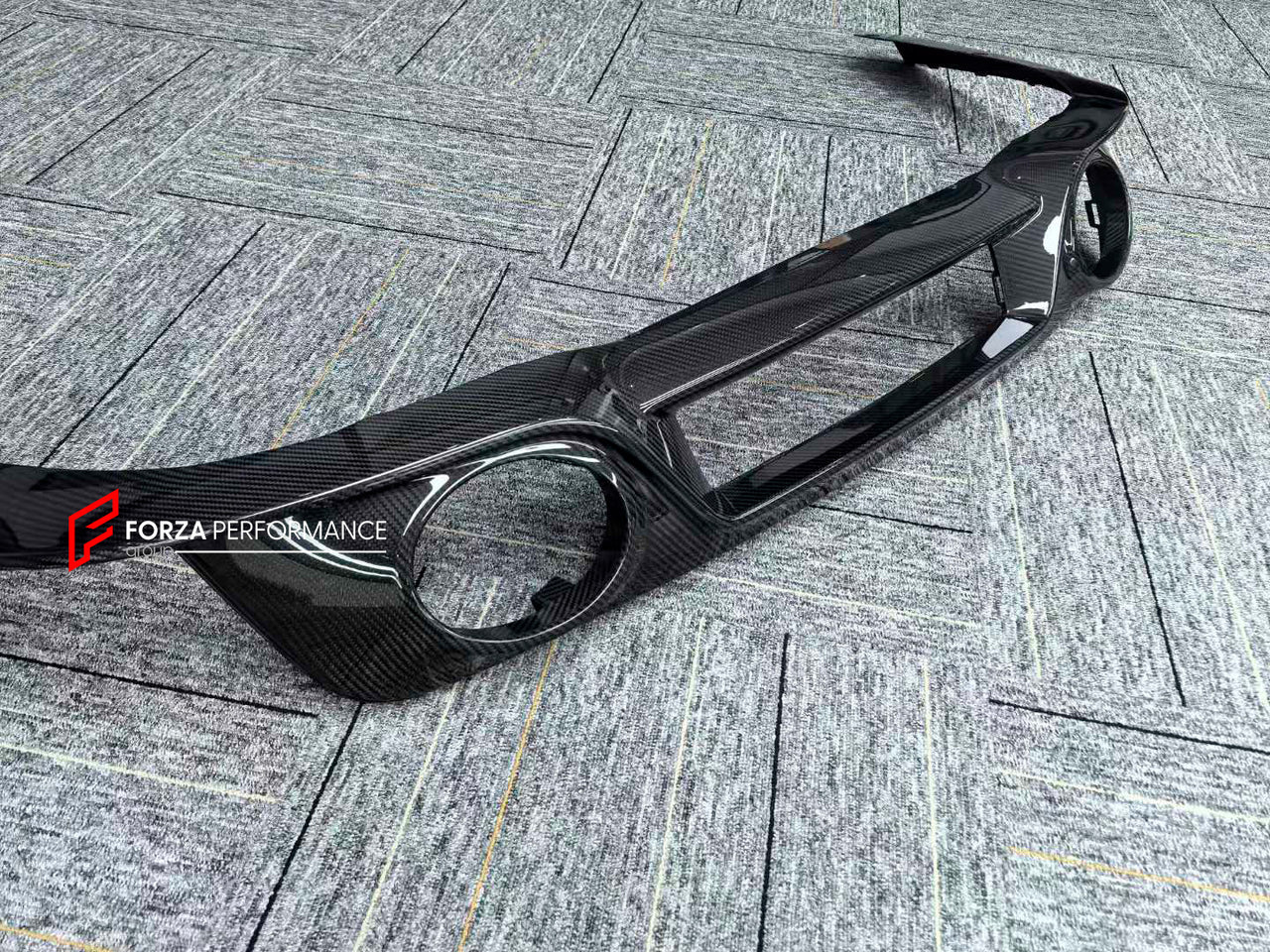 OEM DRY CARBON REAR DIFFUSER for PORSCHE 911 992 TURBO S 2020+