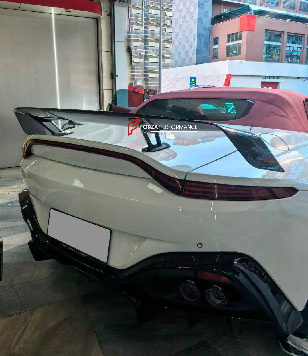 DRY CARBON REAR WING SPOILER for ASTON MARTIN VANTAGE V12 2022 - 2024