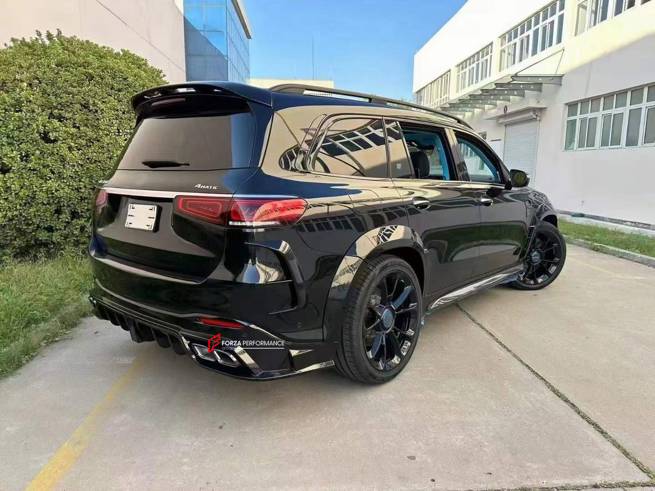 WIDE BODY KIT FOR MERCEDES BENZ GLS X167 2019+