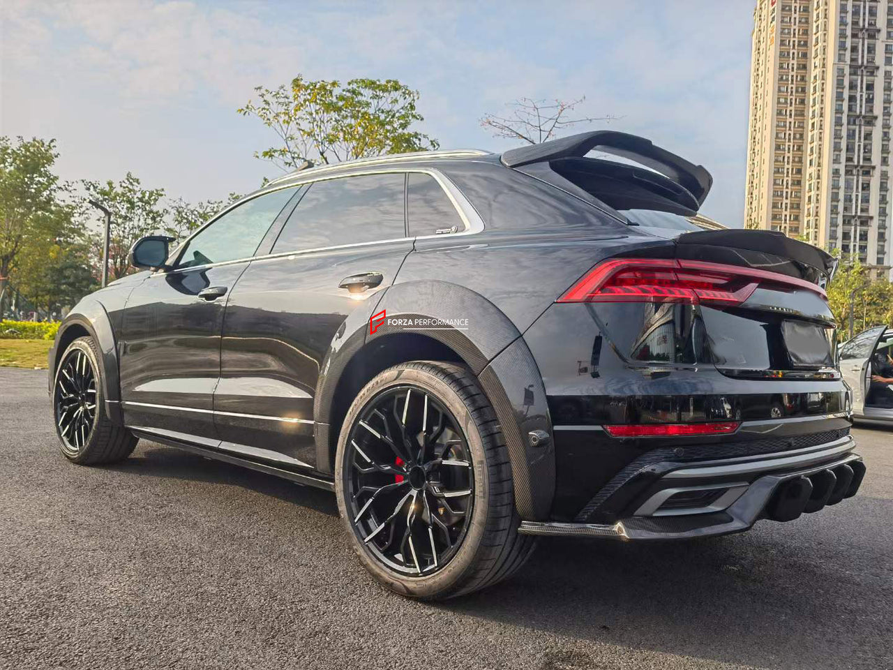 WIDE DRY CARBON BODY KIT for AUDI Q8 4M 2019 - 2023 | SQ8 4M 2020 ...