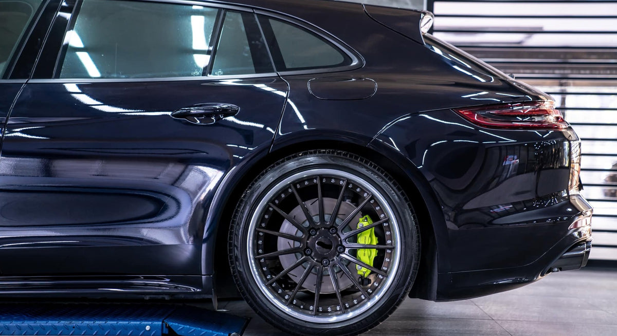 Porsche Panamera Black Wheels