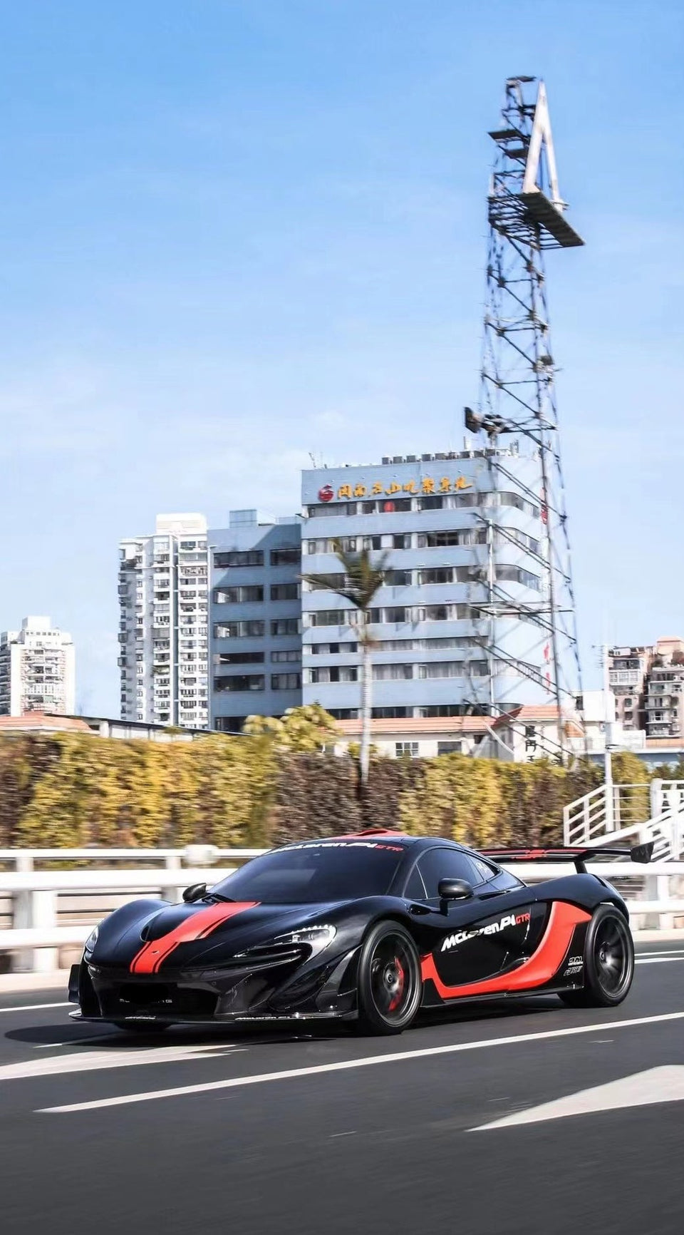 CONVERSION DRY CARBON BODY KIT for MCLAREN P1 2013 - 2016 UPGRADE to P